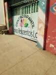 Centro infantil (Luanda, Rua Sagrada Esperança), çocuk mağazaları  Loanda'dan