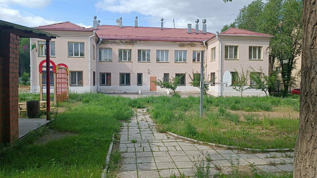 Anaokulları Maou Srednyaya obshcheobrazovatelnaya shkola № 56 s uglublennym izucheniyem matematiki, Magnitogorsk, foto