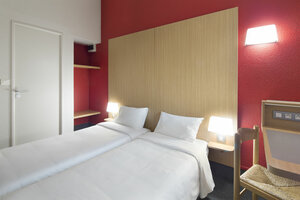 B&b Hotel Calais Coquelles Tunnel Sous La Manche (Hauts-de-France, Pas-de-Calais, Arrondissement de Calais, Coquelles, Chemin de Bergnieulles), otel