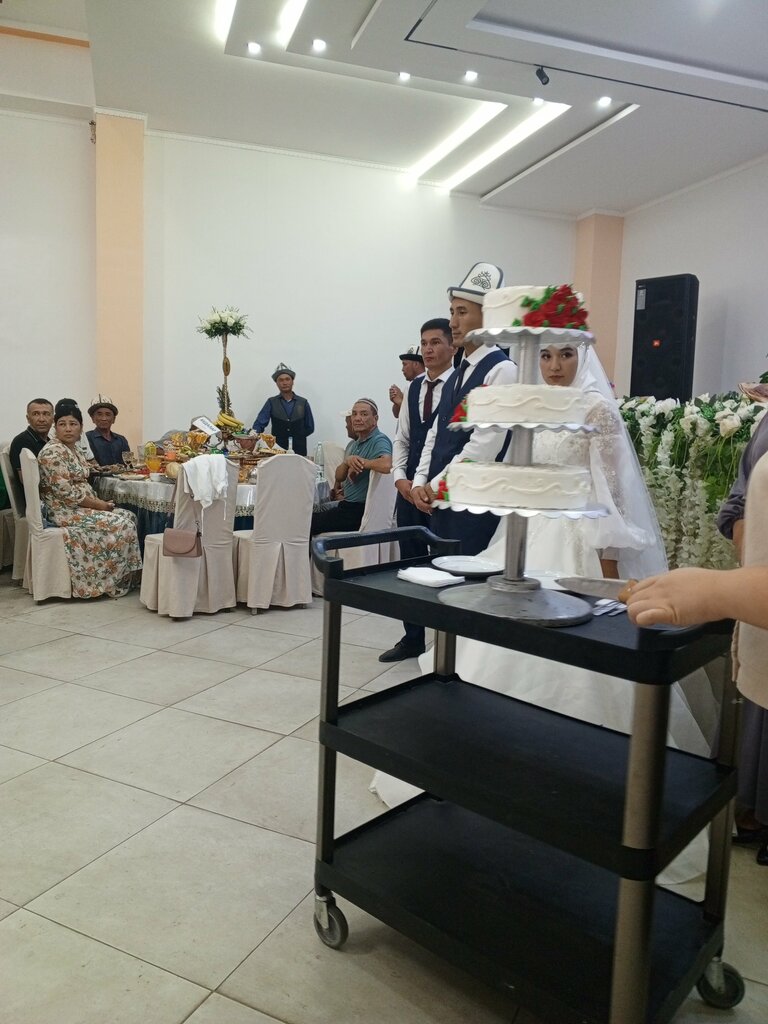 Benzin istasyonu Partner Neft, Celal‑Abad İli, foto