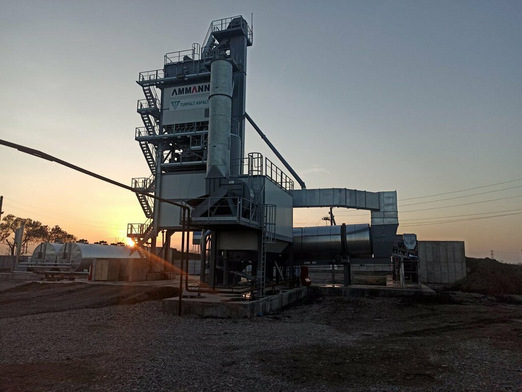 Yol ve asfalt ürünleri Turfalt Асфальт, Siriderya eyaleti, foto