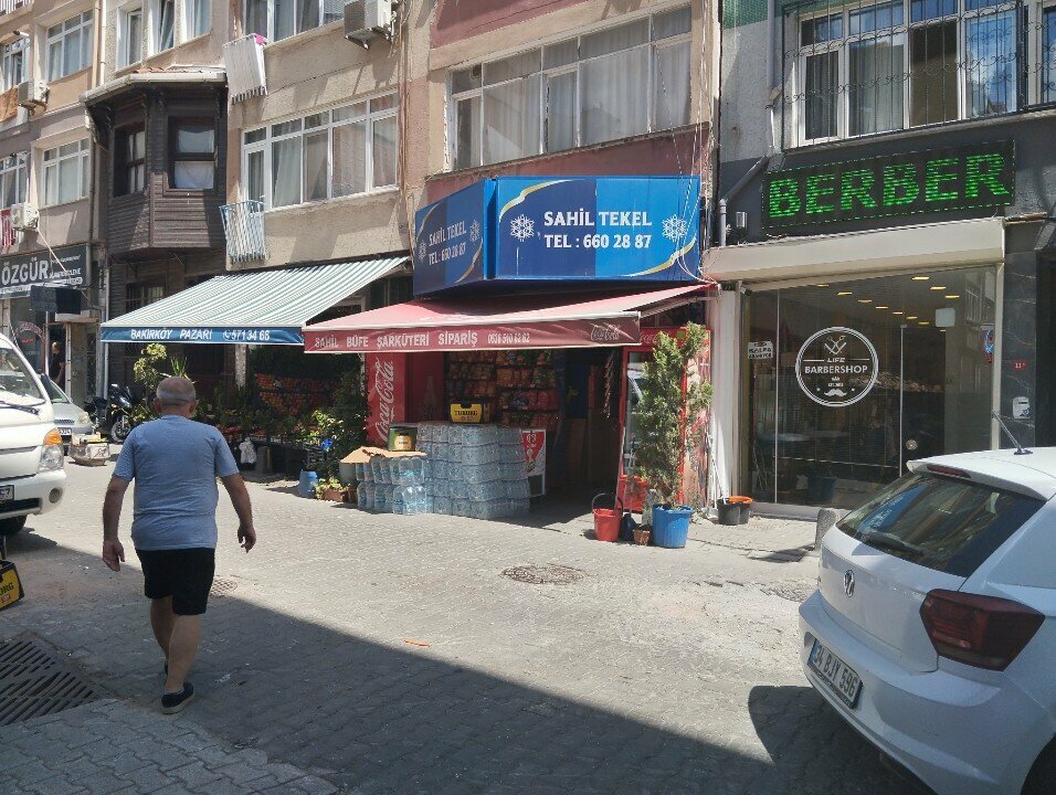 Alkollü içecekler Sahil Tekel, İstanbul, foto