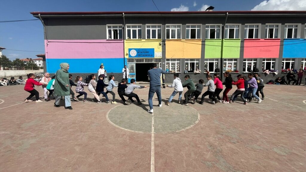 Ortaokul Atatürk Ortaokulu, Sulusaray, foto