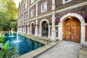 Safestay London Kensington Holland Park (London, Holland Park), otel  Londra'dan