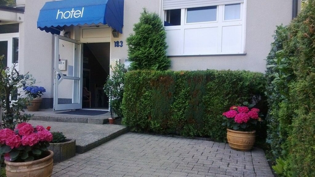 Otel Hotel am Schlosspark, Essen, foto