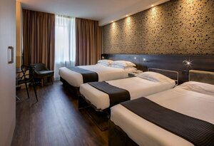 Best Western Plus Hotel Farnese (Via Reggio No:51, Parma), otel  Parma'dan