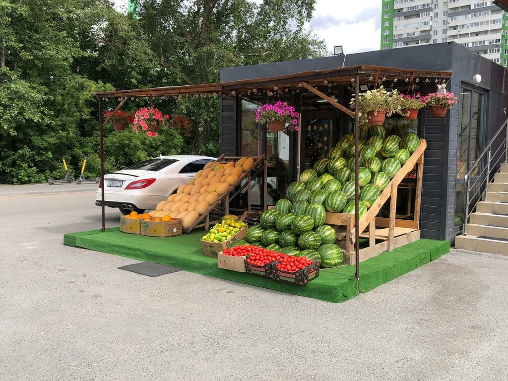 Alışveriş merkezleri Березняковский, Tiumen, foto