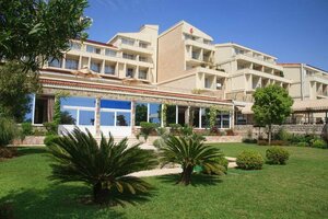 Hotel Palas (Budva, Petrovats), otel  Dünya'dan