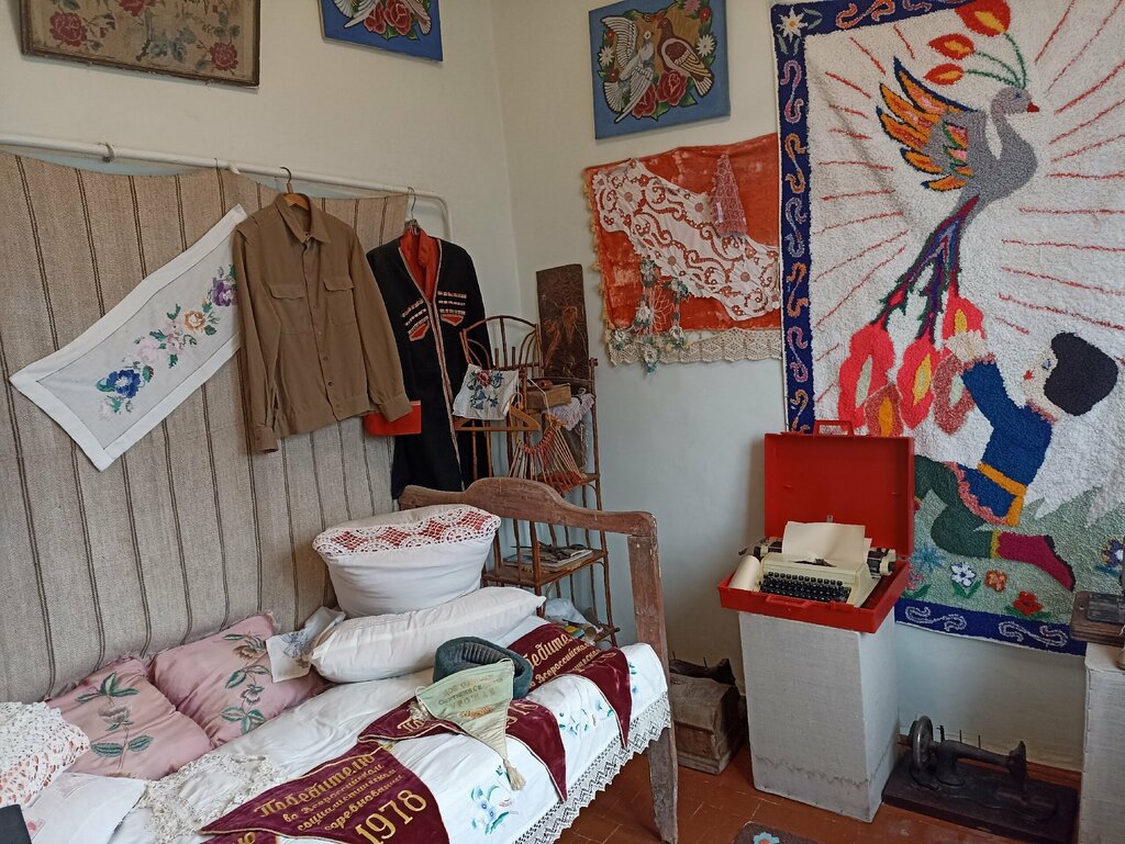 Müzeler ve sanat galerileri Привольненская картинная галерея, Krasnodarski krayı, foto