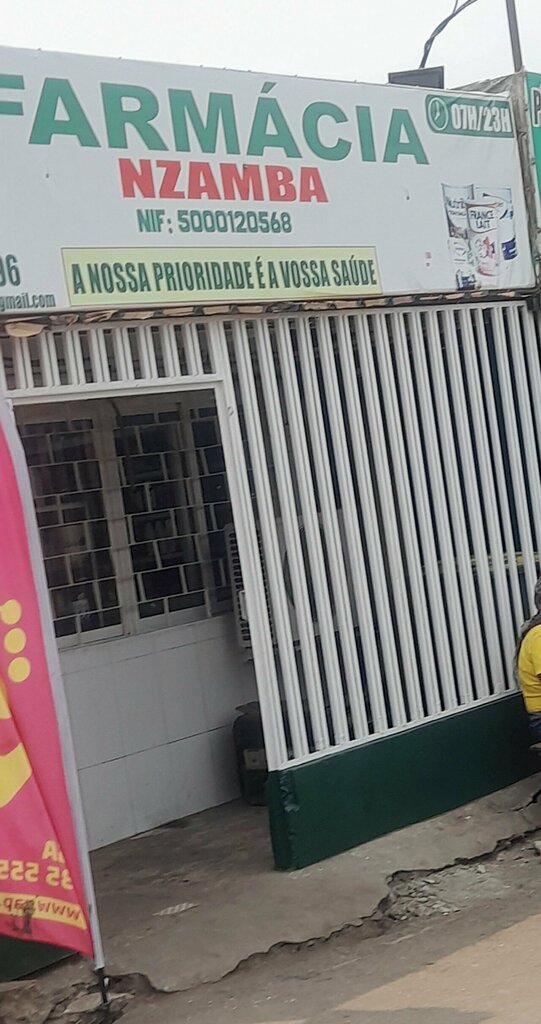 Eczaneler Nzamba, Loanda, foto