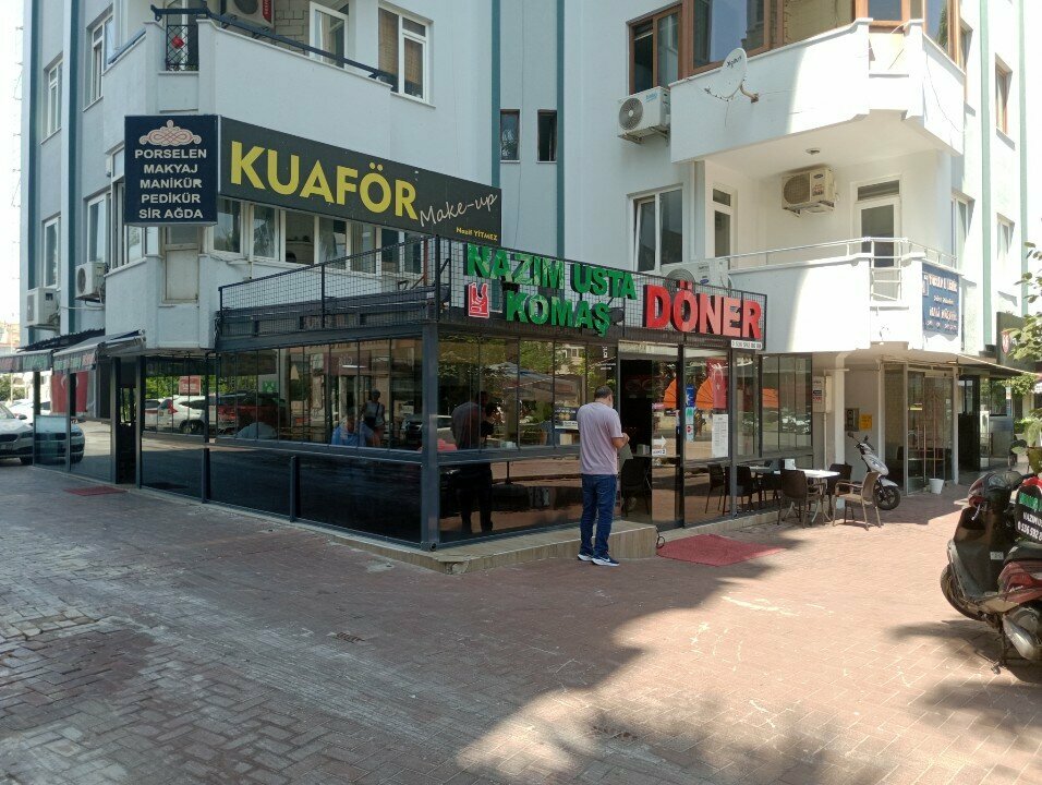 Restoran Komaş Döner Nazim Usta, Antalya, foto