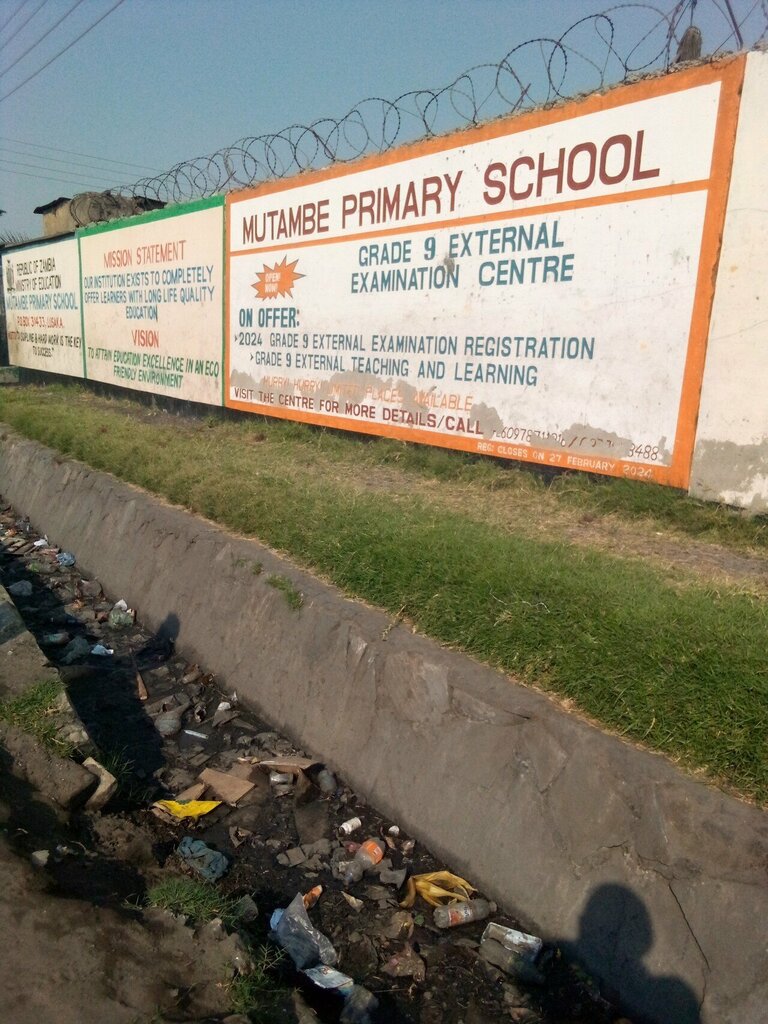 Ortaokul Mutambe Middle School, Lusaka, foto