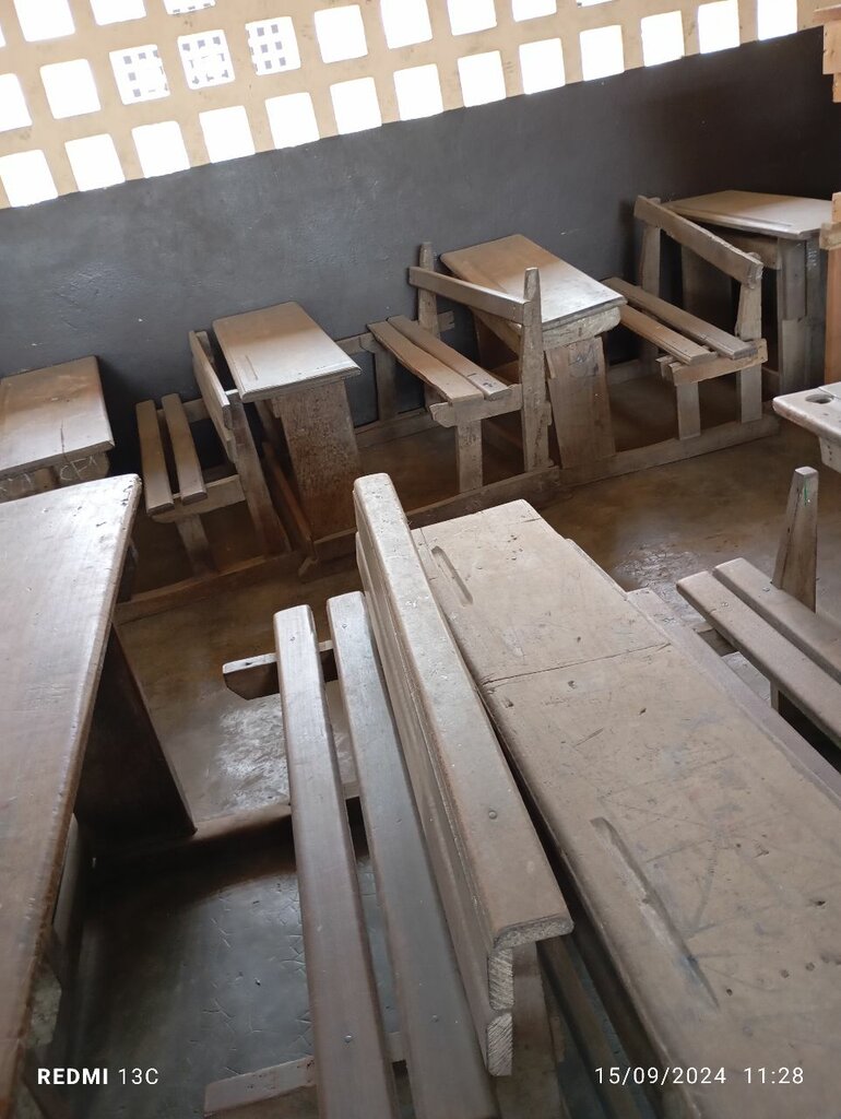 i̇lkokul Public Primary School Habitat, Abican, foto