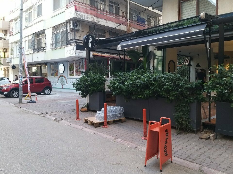 Kahve dükkanları Happens Coffee, Adana, foto