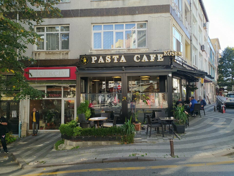 Pasta, şekerleme ve tatlı Köşem Pasta Cafe, İstanbul, foto