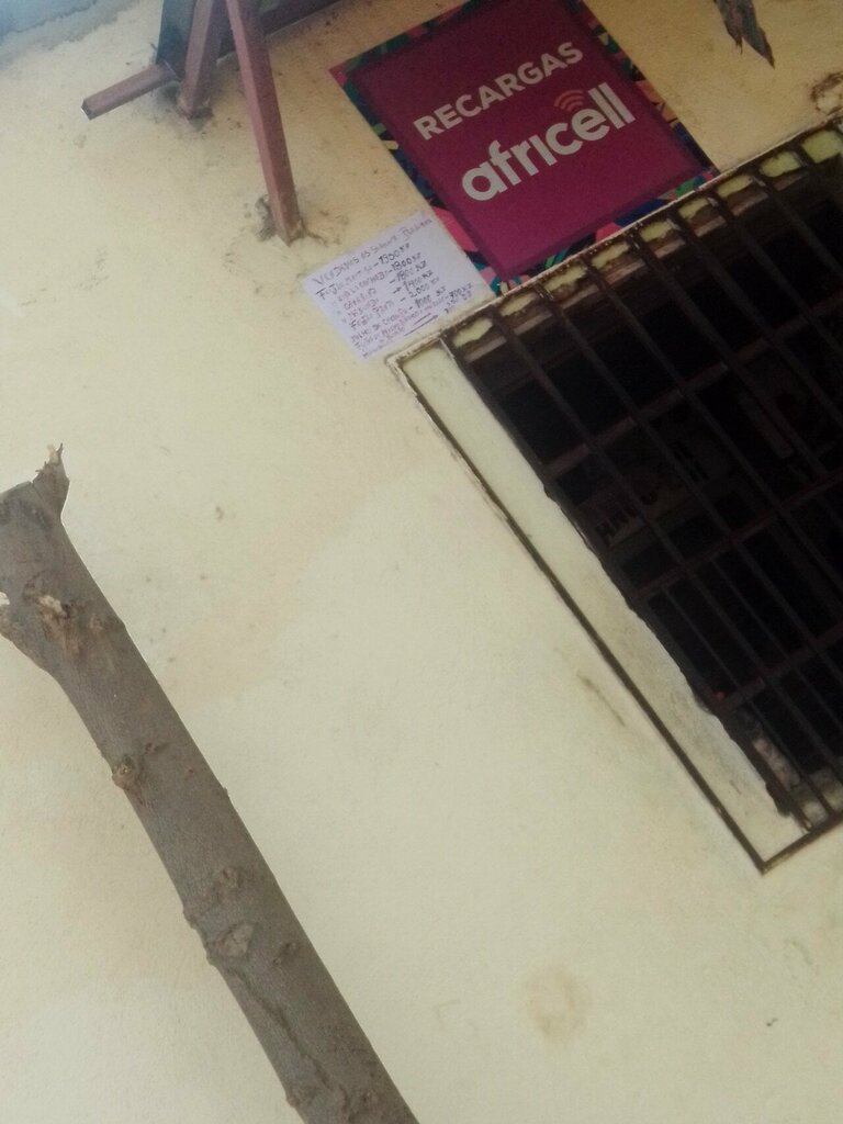 Cep telefonu ve aksesuarları satış mağazaları Recargas africell, Loanda, foto
