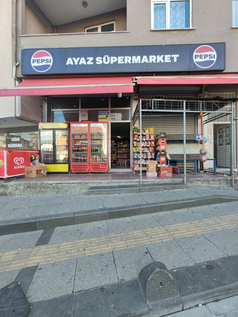 Süpermarket Ayaz Süpermarket, İstanbul, foto