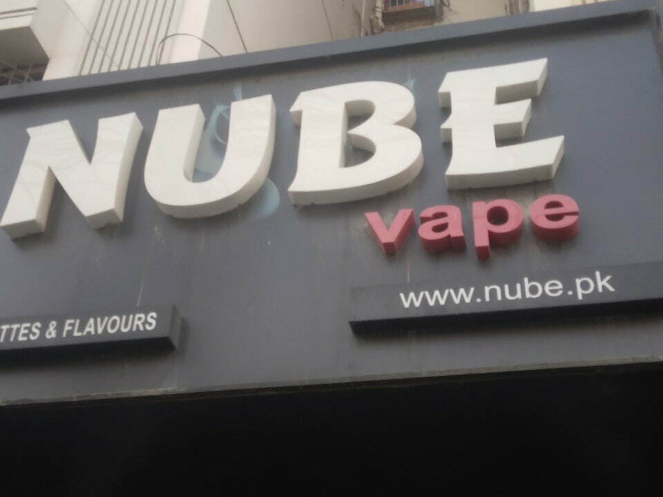 Elektronik sigara satış noktaları Nube Vape, Karaçi, foto