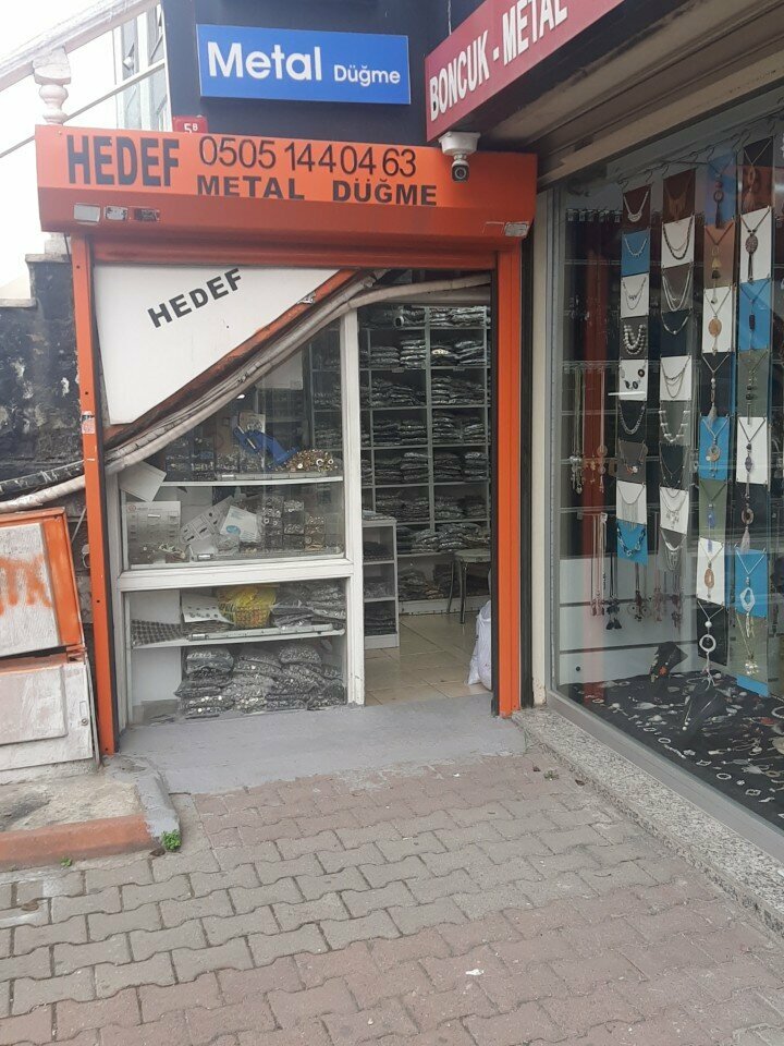 Tekstil ekipmanları Hedef Metal Düğme, İstanbul, foto