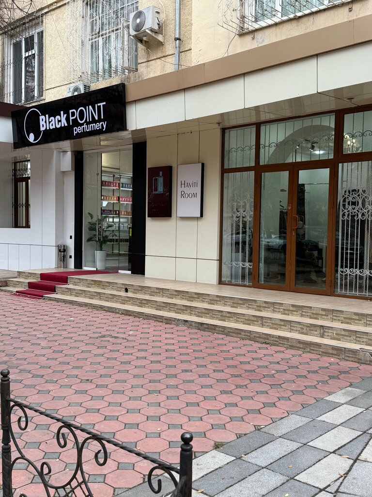 Kozmetik ve parfümeri mağazaları Black Point perfumery, Taşkent, foto