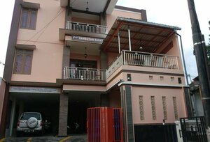 Griya Rambutan Barat (Central Java, Semarang, Kecamatan Semarang Selatan), otel  Semarang'dan