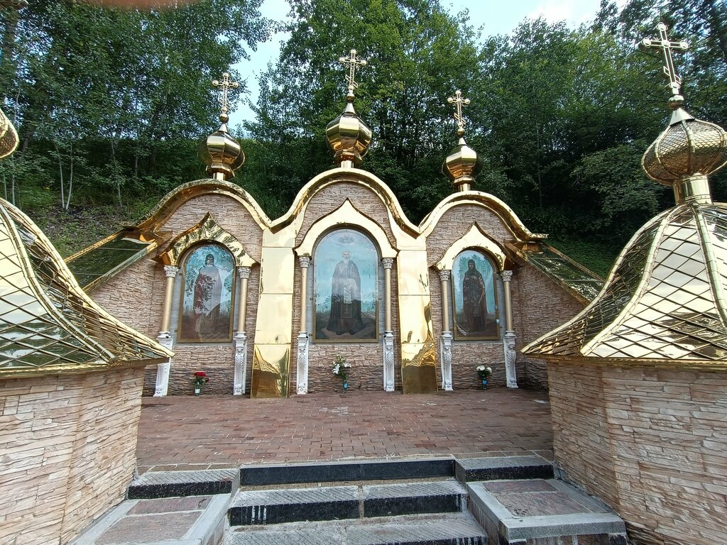 Şapel, haç anıtı Купальня, Moskova ve Moskovskaya oblastı, foto