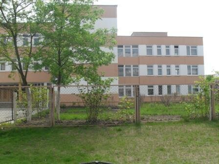 Ortaokul Srednyaya shkola № 4 s Litseyskimi Klassami, Kostyukovichi, foto
