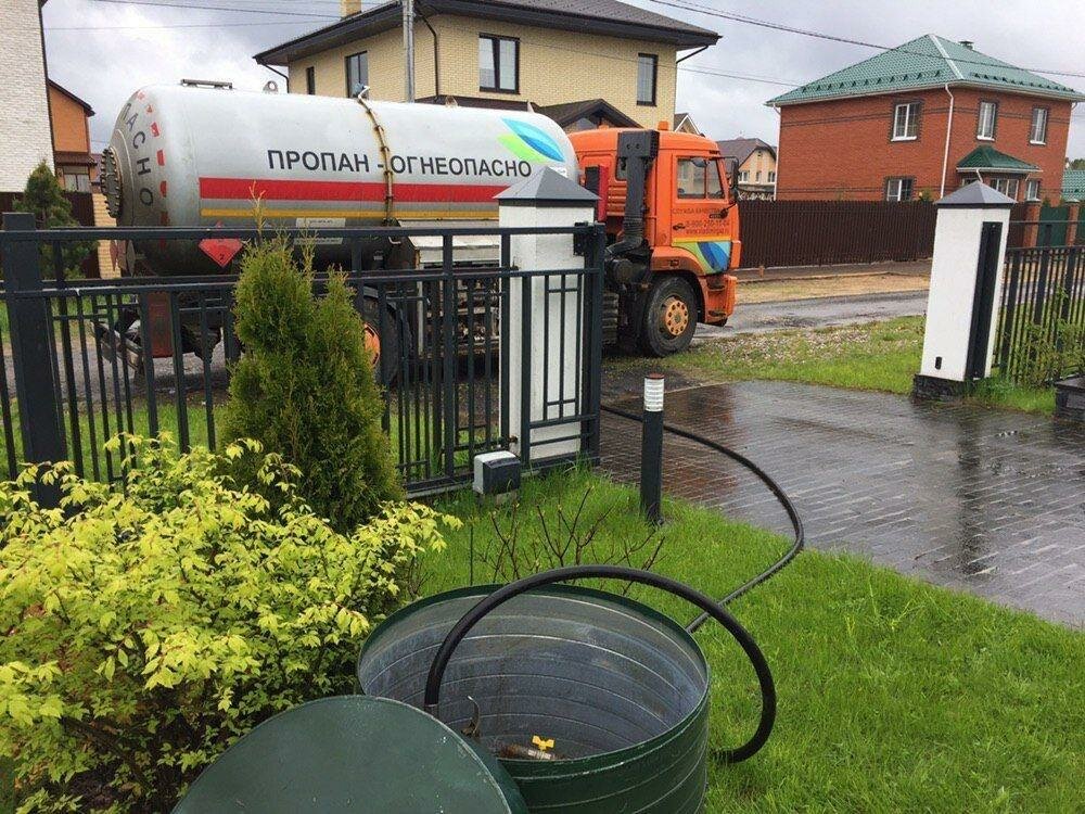 Otogaz dolum istasyonu Gazdlyavas, Tataristan, foto