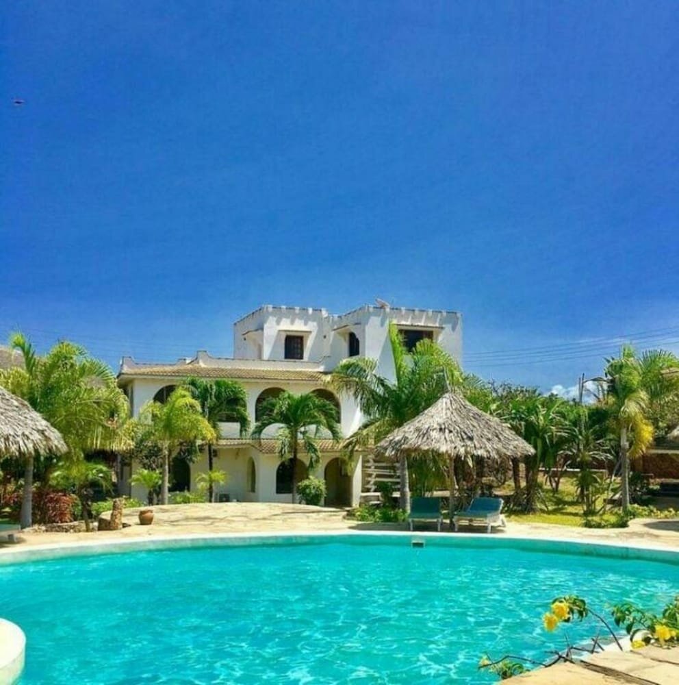 Otel Lighthomez Villa Resort, Mombasa, foto