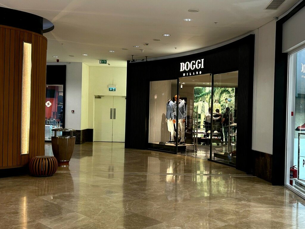 Giyim mağazası Boggi Milano, Bakü, foto