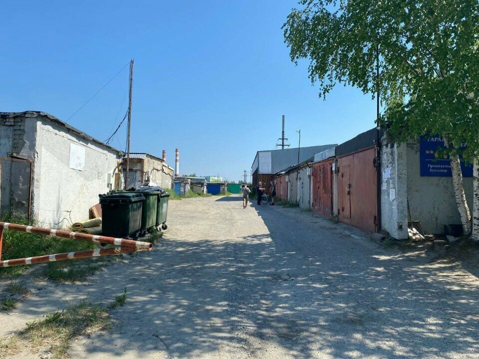 Garajlar Спутник, Nijnevartovsk, foto