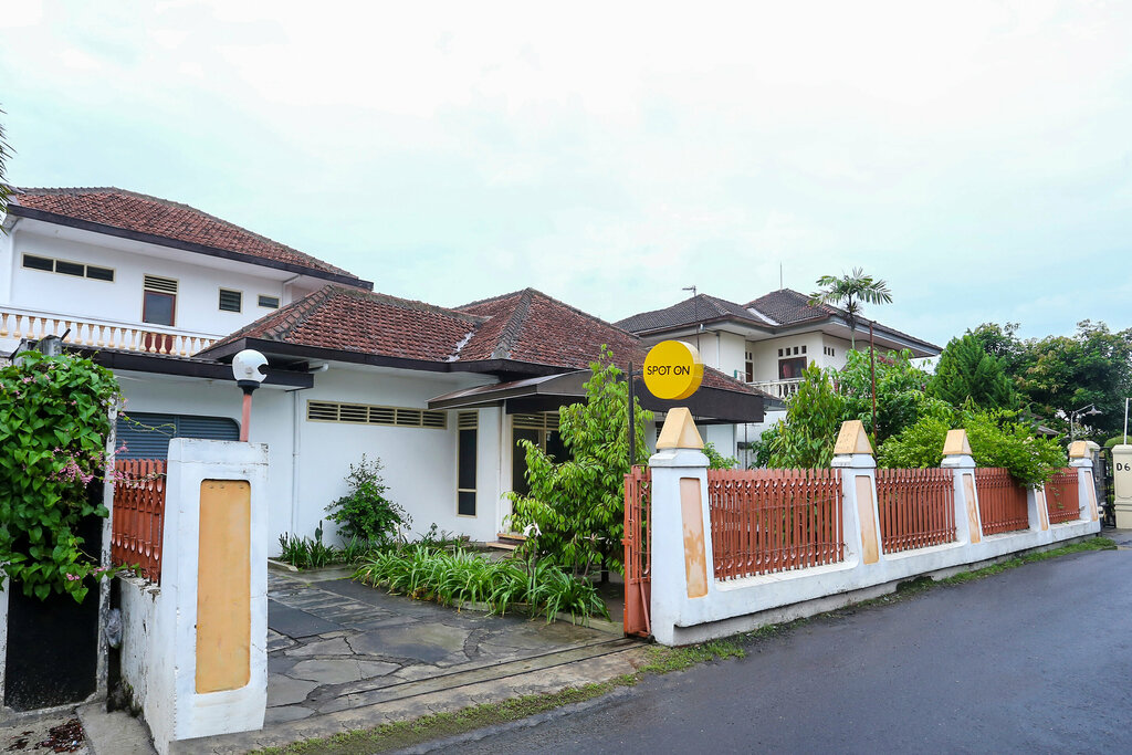 Otel Oyo 2268 Tim-tim Homestay Syariah, Dünya, foto