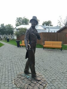 Во дворе этого дома летом 1964 года происходили съемки эпизодов фильма Женитьба Бальзаминова (Staraya ulitsa No:13), anıt levhası, anıt taş  Suzdal'dan