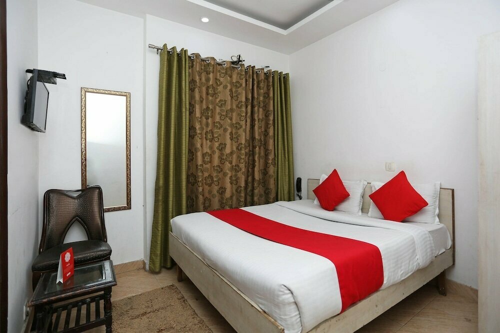 Otel Oyo 15563 Bir Home Stay, Delhi, foto