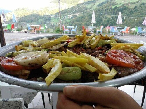 Restoran Taş Otel & Restaurant, Maçka, foto