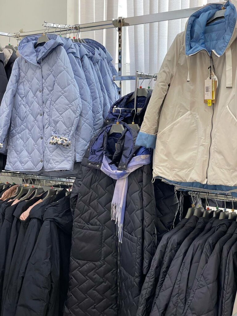 Dış giyim mağazası Dixi Coat, Moskova, foto