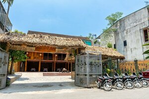 Odyssey Hostel (Ha Giang Province), otel