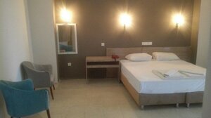 Leon Otel Foça (İzmir, Foça, İsmetpaşa Mah., 307 Sok., 21/1), otel  Foça'dan