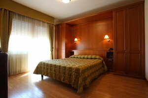 Altea Suites Hotel Residence (Lazio, Roma, Pomezia, Via del Mare, 91), otel