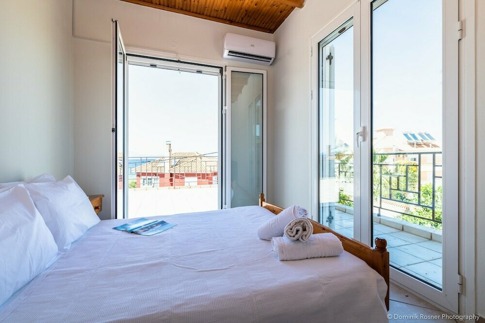 Otel Beach Front Villa Gousetis, Dünya, foto