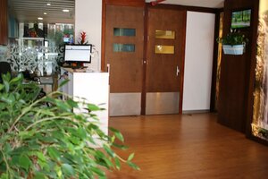 Albergue Compostela - Hostel (Galicia, Santiago de Compostela, Calle de San Pedro de Mezonzo), otel  Santiago de Compostela'dan