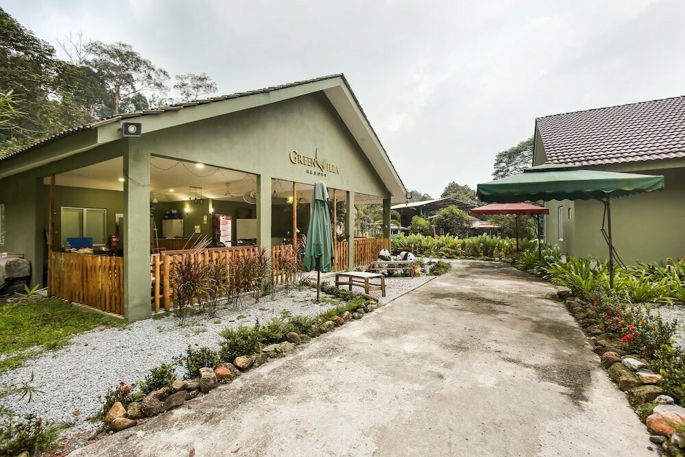 Otel Oyo 89476 Green Villa Resort, , foto