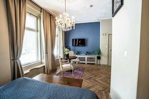 The Hogg House (Damsterdiep No:94), otel  Groningen'den