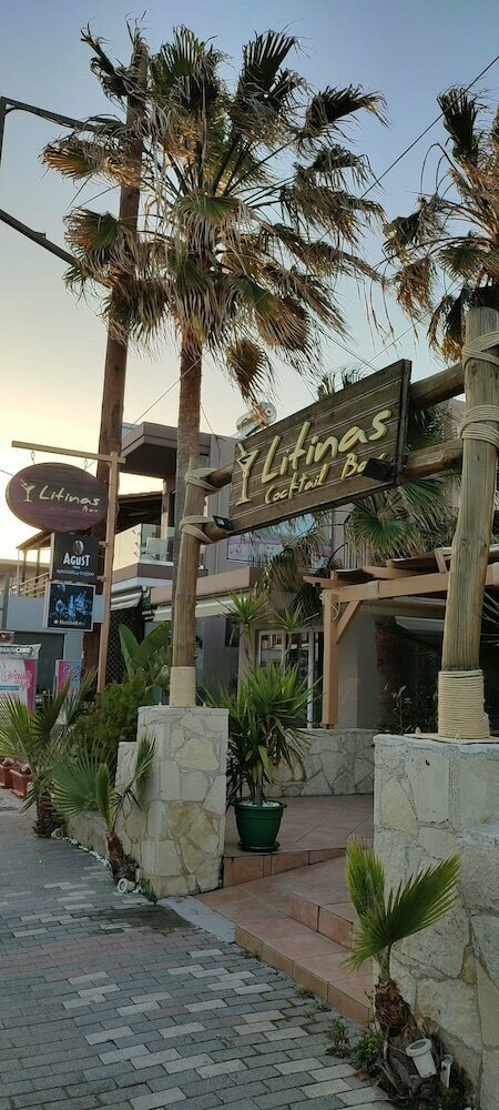 Otel Litinas Casa-In front of the Sea, Dünya, foto