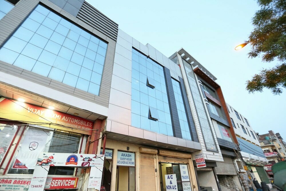 Otel Oyo 37262 Akash Guest House, Delhi, foto