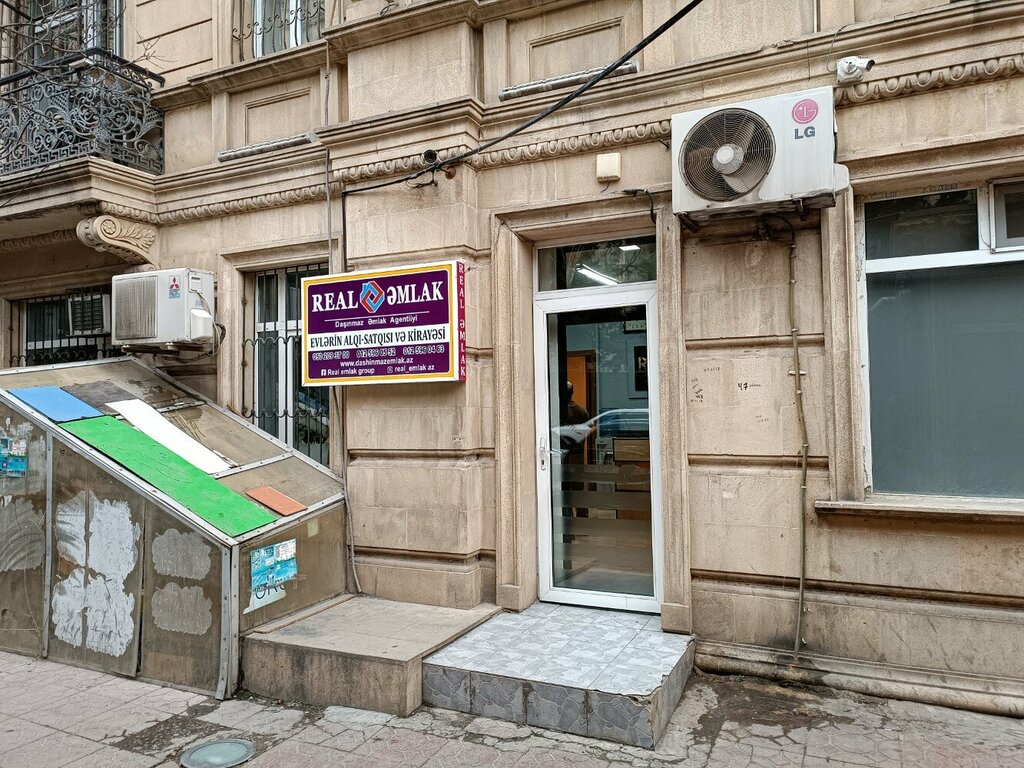 Emlak ofisi Real Emlak Nizami Filiali, Bakü, foto
