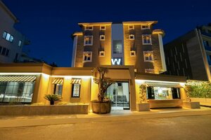 Wolf Suites Butik Otel (Antalya, Muratpaşa, Güzeloba Mah., 2299. Sok., 5), otel  Antalya'dan