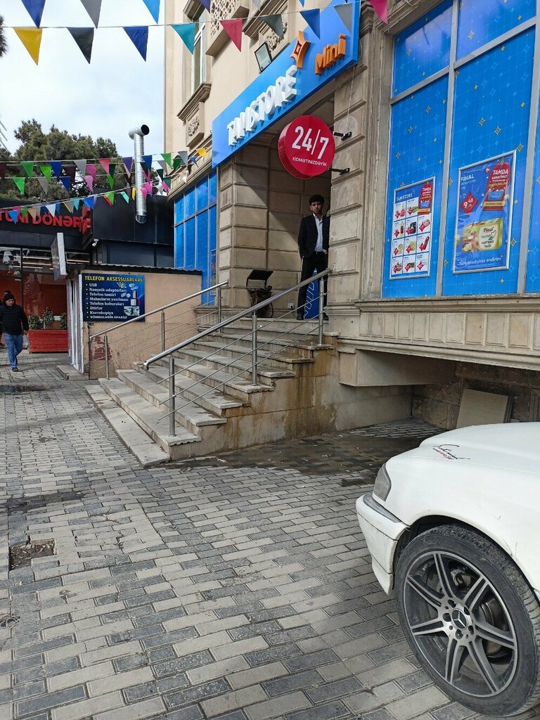 Süpermarket Tamstore mini, Bakü, foto