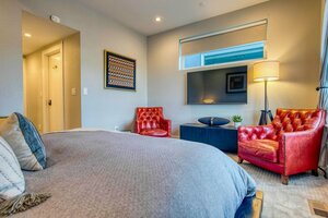 Sleek Denver Townhome, Walk to the Empower Field! (Colorado, Denver), otel  Kolarado Eyaleti'nden