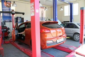 Avtodom Ak Zhol (ulitsa Shakarima Kudayberdyuly No:1/1, Pavlodar), otomobil servisi  Pavlodar'dan